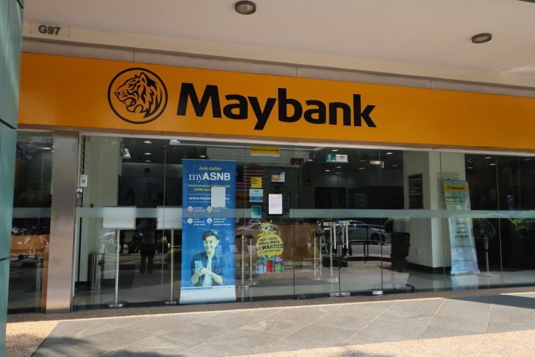 Maybank – the Curve Shopping Mall