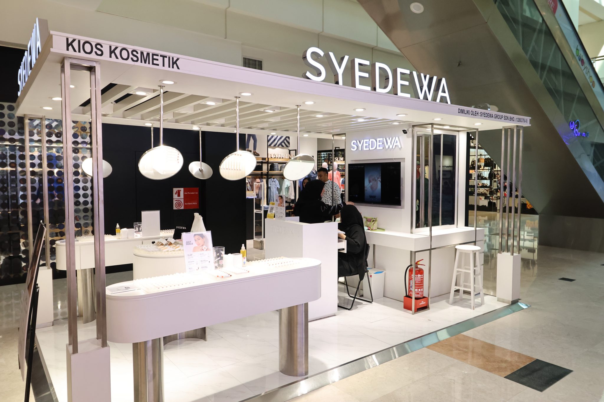 Syedewa Cosmetics – the Curve Shopping Mall