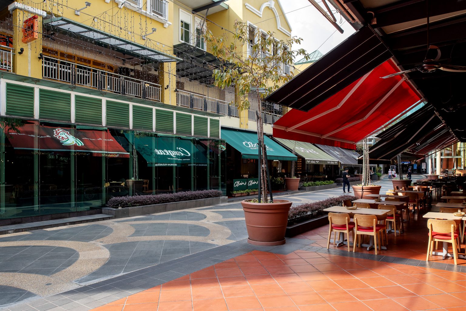 About Us – the Curve Shopping Mall