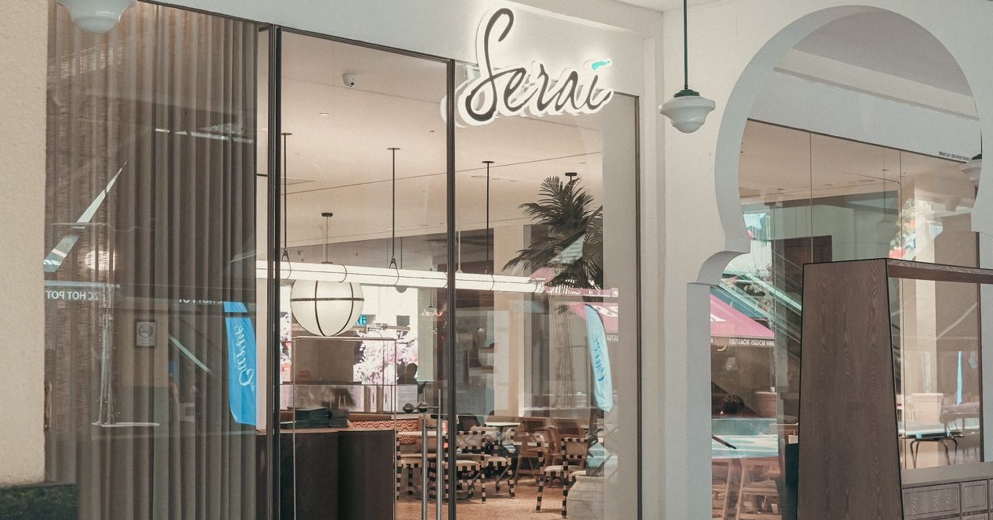 Food & Beverages – the Curve Shopping Mall