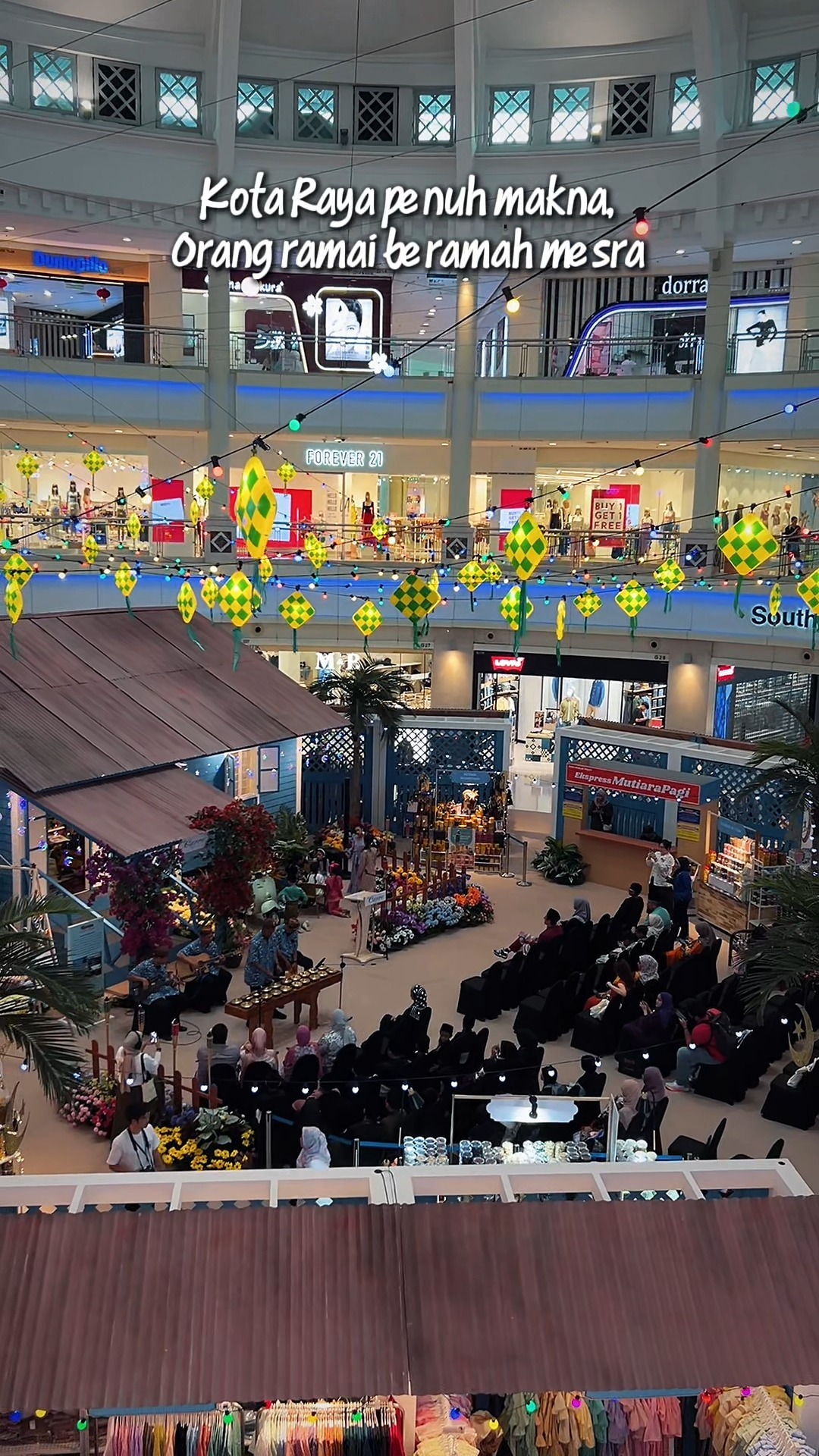 Countdown to 2025 – the Curve Shopping Mall